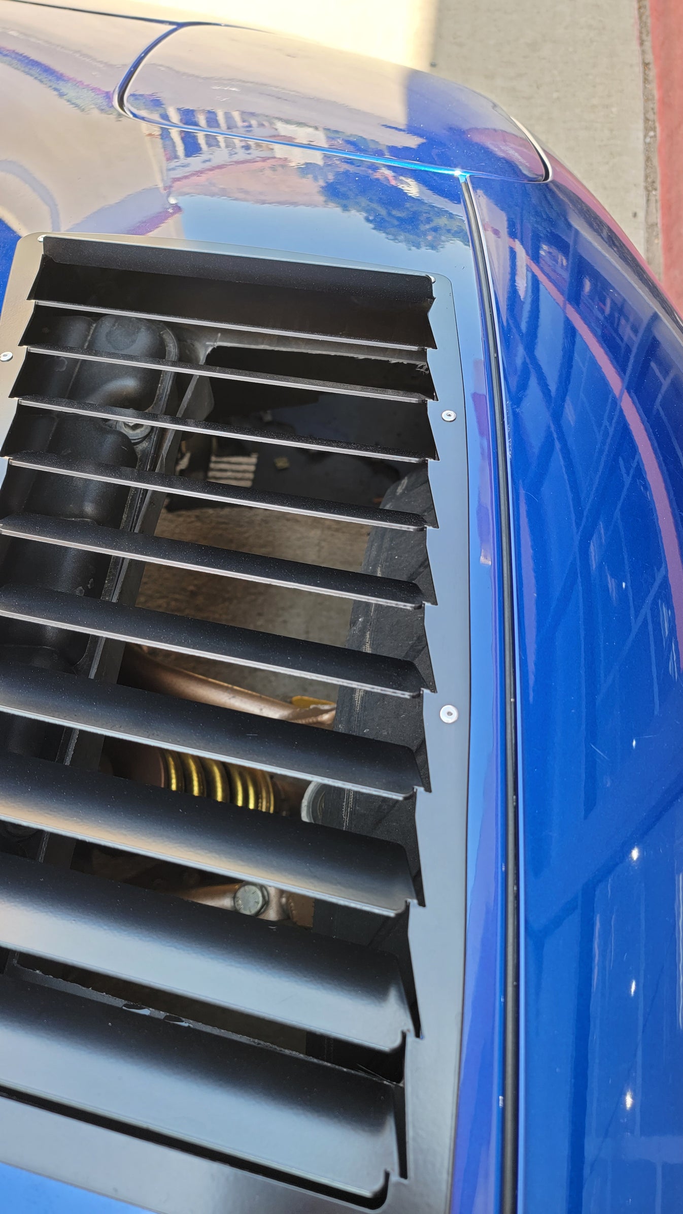 Chevrolet C5 Corvette Hood Louvers – Spiked Performance